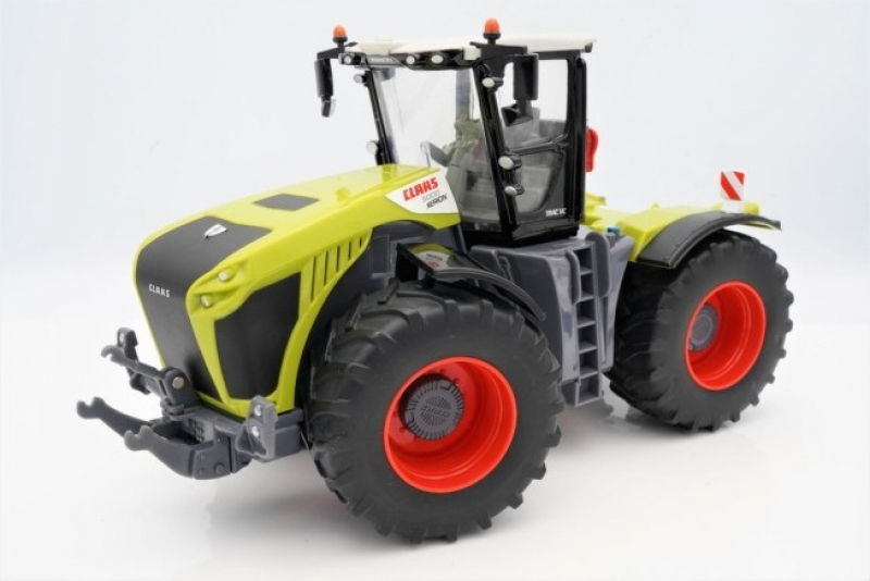 Gebr. Simon | Tractor Claas Xerion 500